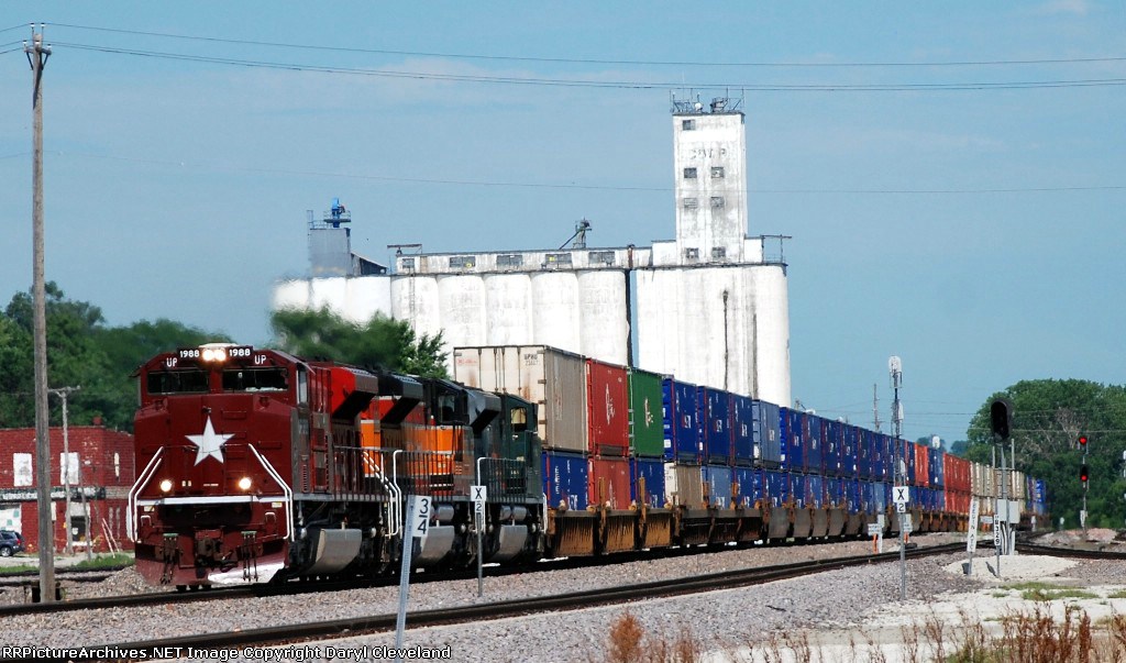 UP 1988, UP 1996, UP 1983 WB Container